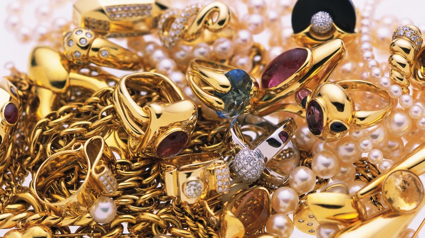 Shoot Up Your Accessory Game @Shahpur Jat - Shahpur Jat